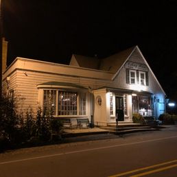 COLONY HOUSE RESTAURANT - Updated January 2025 - 140 Photos & 233 ...