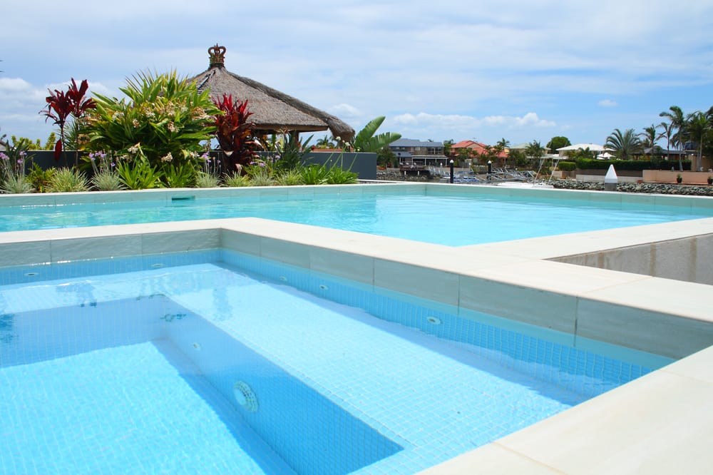 AMIC POOLS - Updated May 2024 - 12 Photos - 132-146 Deception Bay Rd ...