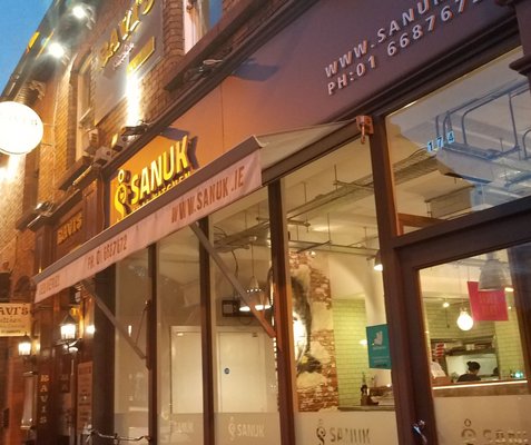 SANUK THAI - Updated July 2024 - 14 Photos - 174 Pembroke Road ...