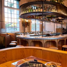 BON DELIRE - Updated December 2025 - 440 Photos & 147 Reviews - Pier 3 ...