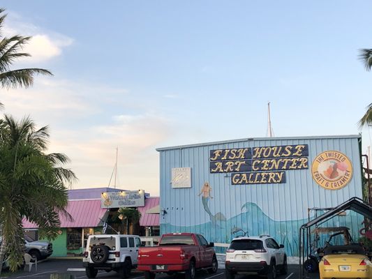 FISH HOUSE ART CENTER - Updated January 2026 - 25 Photos - 4745 SE ...