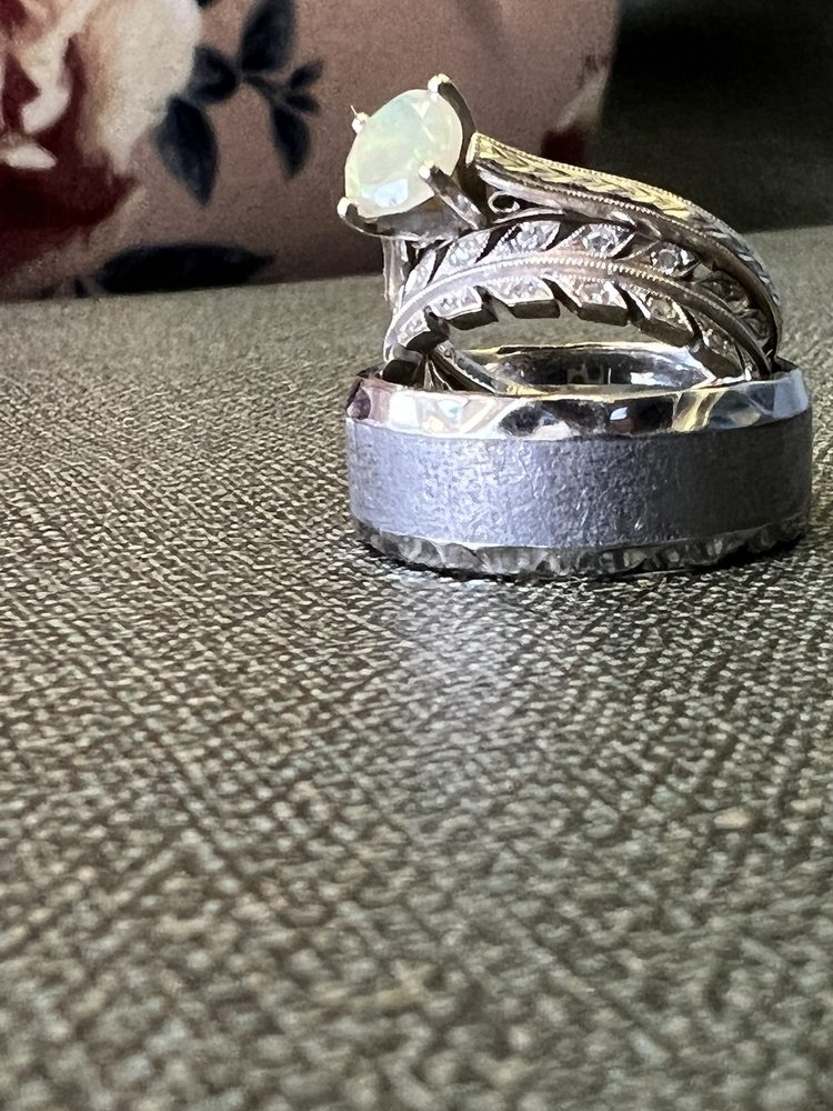 ADELE DIAMOND - Updated December 2025 - 162 Photos & 35 Reviews - 1628 ...