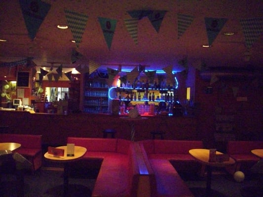 BOWLERO BOWLING BERLIN - Updated July 2025 - 20 Reviews - Samariterstr ...