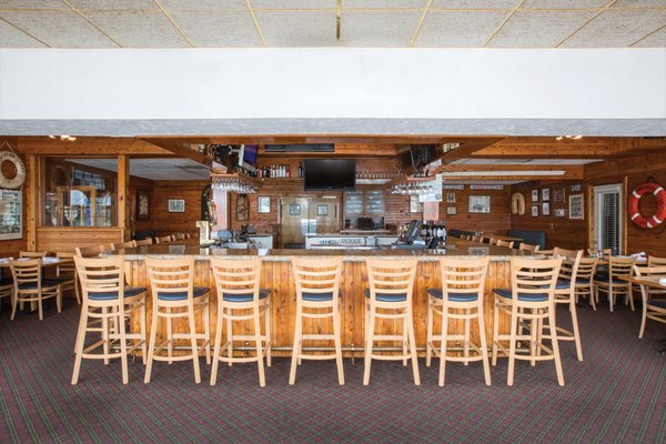 SMITHFIELD STATION WATERFRONT INN RESTAURANT - Updated June 2024 - 248 ...