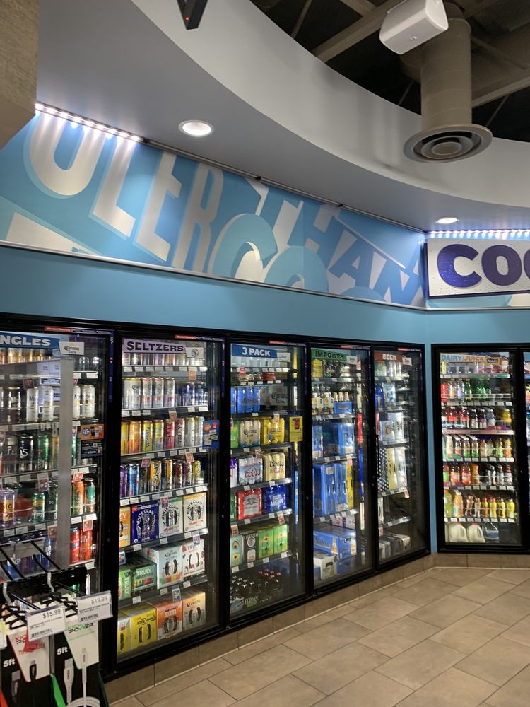 AMPM - Updated January 2026 - 29 Photos - 712 Lewelling Blvd, San Leandro, California ...