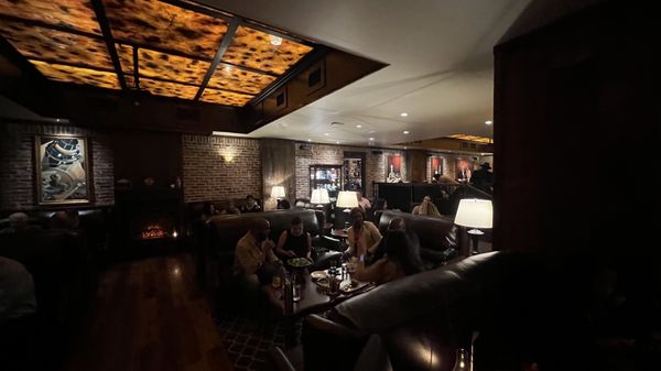 RED PHONE BOOTH - Updated June 2025 - 137 Photos & 104 Reviews - 5774 ...