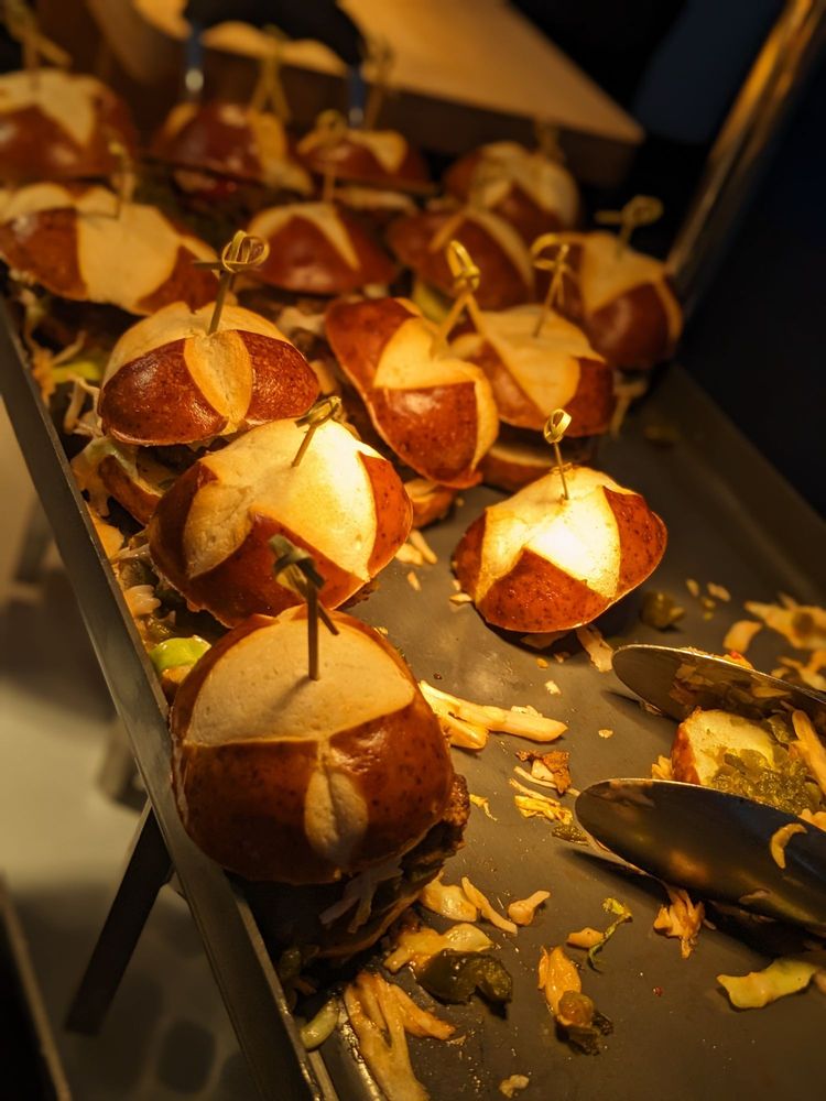 EXPLORER’S CAFE - Updated October 2025 - 64 Photos & 44 Reviews - 500 ...