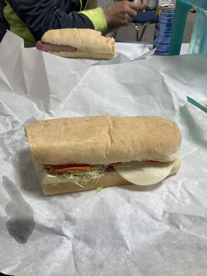 US SUB SHOP - Updated July 2025 - 16 Photos & 18 Reviews - 2155 ...