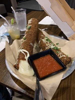 TIN LIZARD BAR & GRILL - Updated May 2024 - 60 Photos & 25 Reviews ...