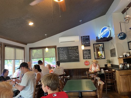 MAIN STREET CAFE - Updated October 2025 - 67 Photos & 123 Reviews ...