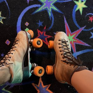 CHEZ VOUS ROLLER SKATING RINK - Updated July 2025 - 41 Photos & 74 ...