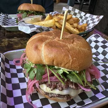 OX BURGER - Updated March 2025 - 192 Photos & 131 Reviews - 1523 E ...