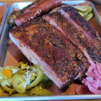 MOO’S CRAFT BARBECUE - Updated August 2024 - 1179 Photos & 688 Reviews ...