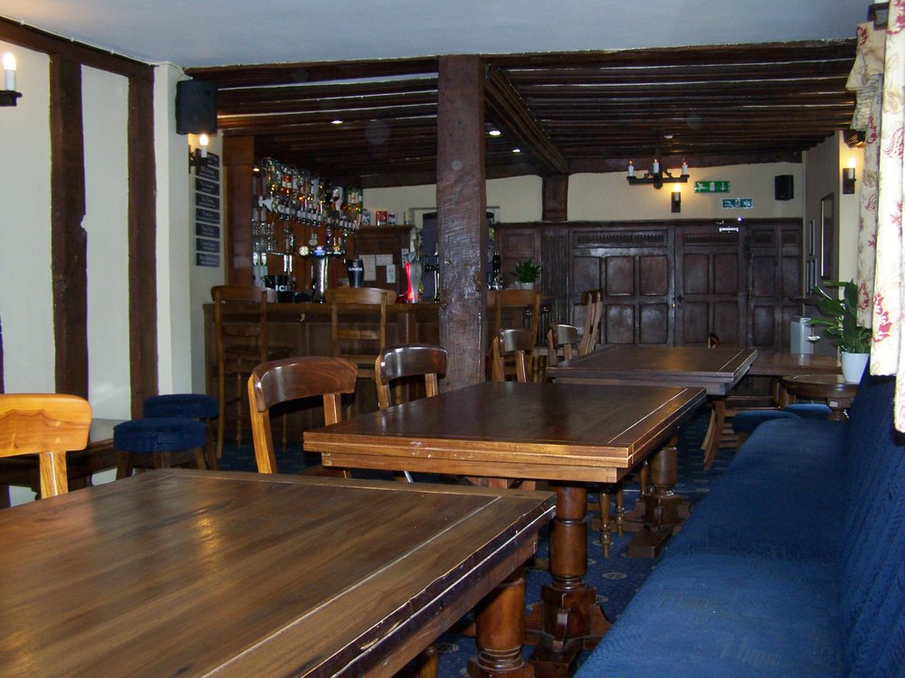 THE FOUNTAIN - Updated October 2024 - 13 Photos - 1 Churchgate Street ...