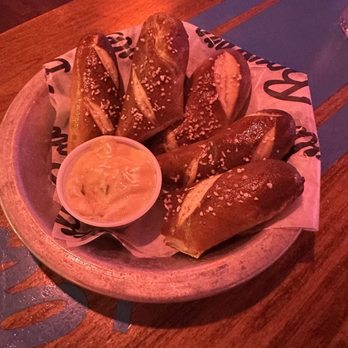 BOWLERO OXNARD - Updated January 2025 - 153 Photos & 182 Reviews - 601 ...