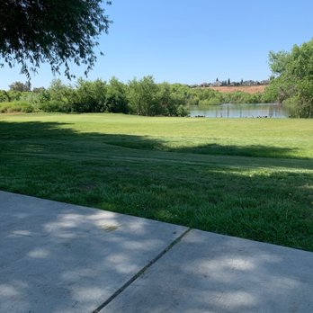 BLUFF POINTE GOLF COURSE - Updated December 2025 - 48 Photos & 32 ...