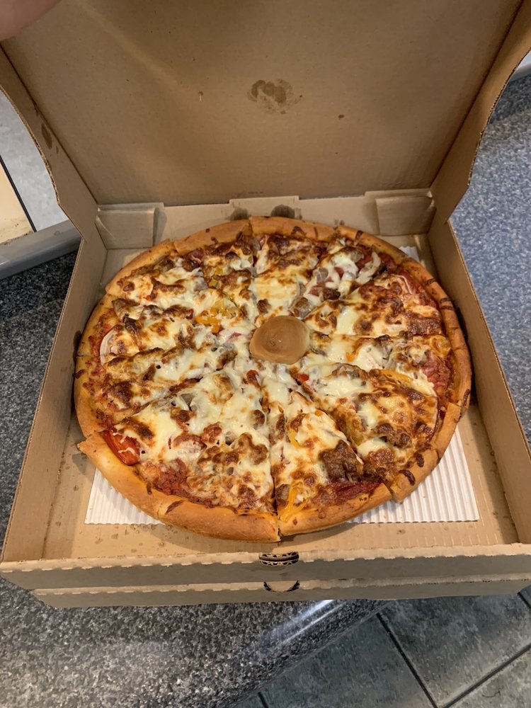 CLASSIC O P PIZZA - Updated April 2024 - 10 Photos & 22 Reviews - 3189 ...