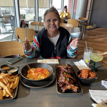 SUNSET SPORTS BAR - Updated December 2025 - 44 Photos & 19 Reviews ...