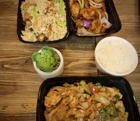 BLUE MINT THAI & ASIAN CUISINE - Updated January 2026 - 14 Photos & 21 ...