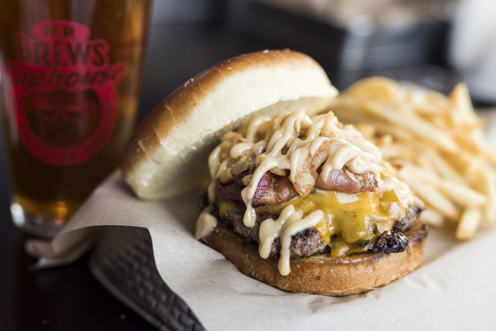 MR BREWS TAPHOUSE - MESA - Updated April 2025 - 122 Photos & 138 ...