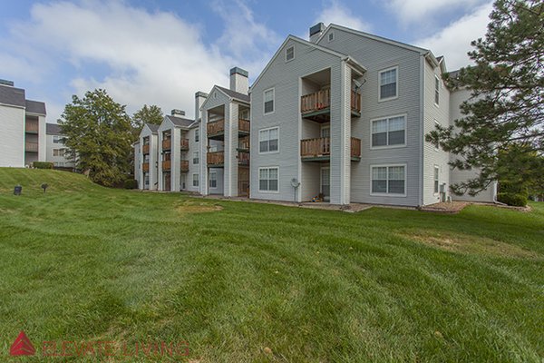 BENNINGTON RIDGE APARTMENTS - Updated January 2026 - 10 Reviews - 4027 ...