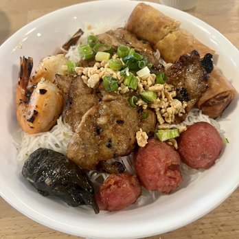 PAGOLAC - Updated December 2025 - 95 Photos & 71 Reviews - 7137 Argyll ...