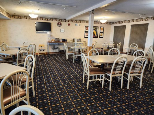 RAMADA BY WYNDHAM SPRINGFIELD NORTH - Updated September 2025 - 145 ...