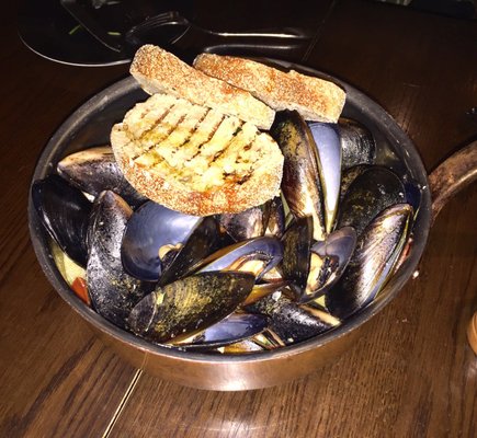 GRADI CROWN - Updated October 2025 - 73 Photos & 34 Reviews - 8 ...