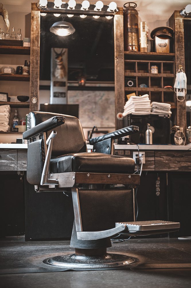 RICHARD HENRY BARBER SHOP - 19 Photos & 57 Reviews - 385 2nd St, Lake ...