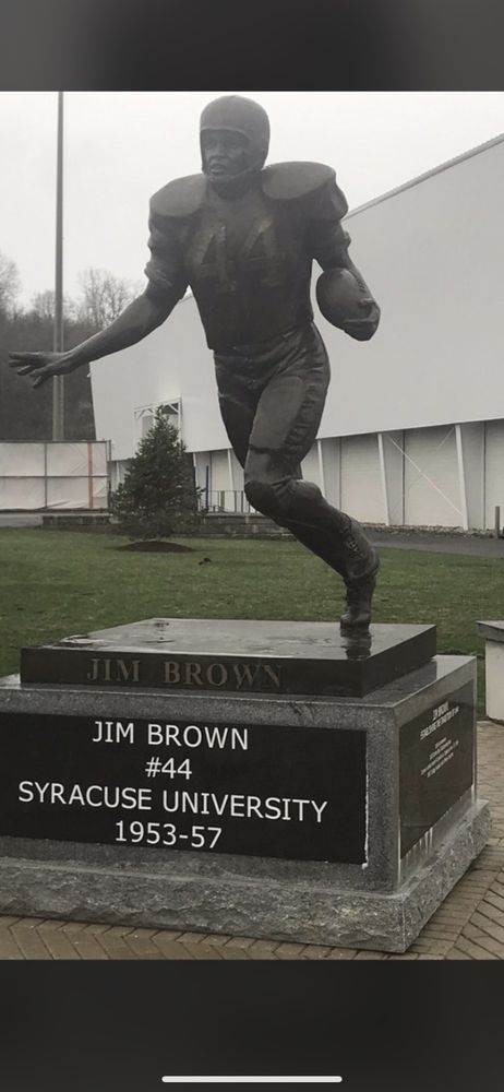 JIM BROWN STATUE - Updated July 2025 - 900 S Crouse Ave, Syracuse, New ...
