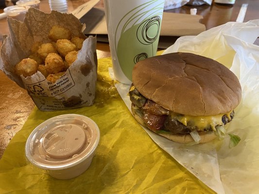 GOLDEN SPIKE BURGERS - 42 Photos & 76 Reviews - 3960 W Hwy 13, Corinne ...
