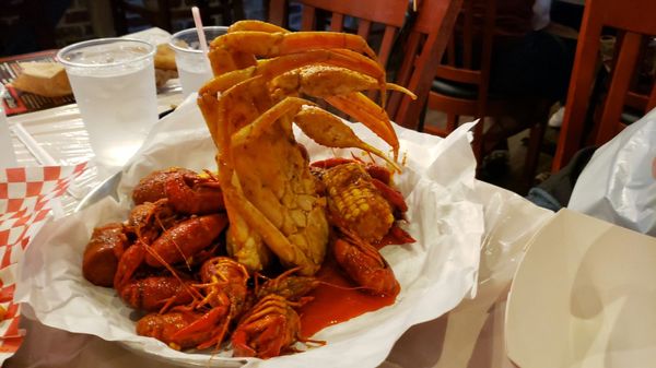 RED CLAWS CRAB SHACK - 274 Photos & 353 Reviews - 4727 Frankford Rd ...