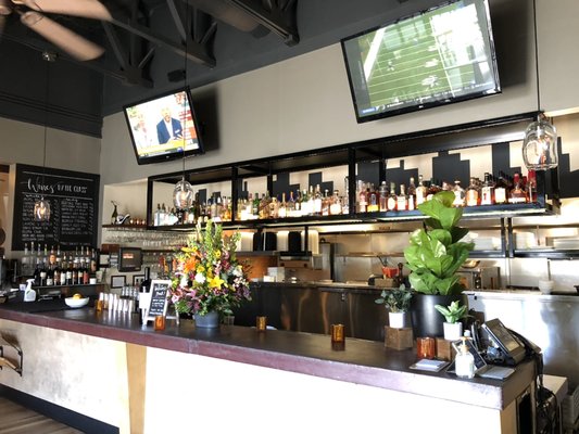 URBAN GRILL AND WINE BAR - 678 Photos & 892 Reviews - American (New ...