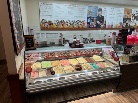 COLD STONE CREAMERY - Updated July 2025 - 11 Photos - 641 Broad St ...
