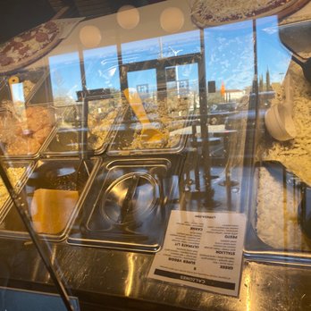 LIT PIZZA - CORPORATE BOULEVARD - Updated January 2026 - 67 Photos & 61 ...