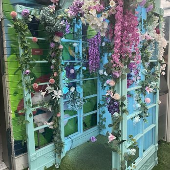 HIGHKEY RAINFOREST ROOFTOP - Updated July 2025 - 369 Photos & 197 ...