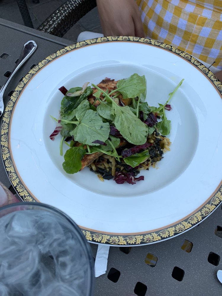 TAVERN ON THE SQUARE - 239 Photos & 287 Reviews - 675 Lionshead Pl ...