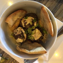 EMBARGO - Updated December 2025 - 348 Photos & 509 Reviews - 453 Main ...