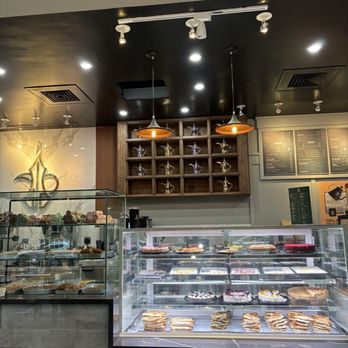 DELAH COFFEE - Updated November 2024 - 104 Photos & 40 Reviews - 450 ...