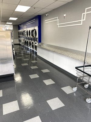 EXPRESS COIN LAUNDRY - Updated October 2025 - 18 Photos & 13 Reviews ...