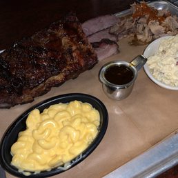 LUCILLE’S SMOKEHOUSE BAR-B-QUE - Updated July 2025 - 1774 Photos & 2055 ...