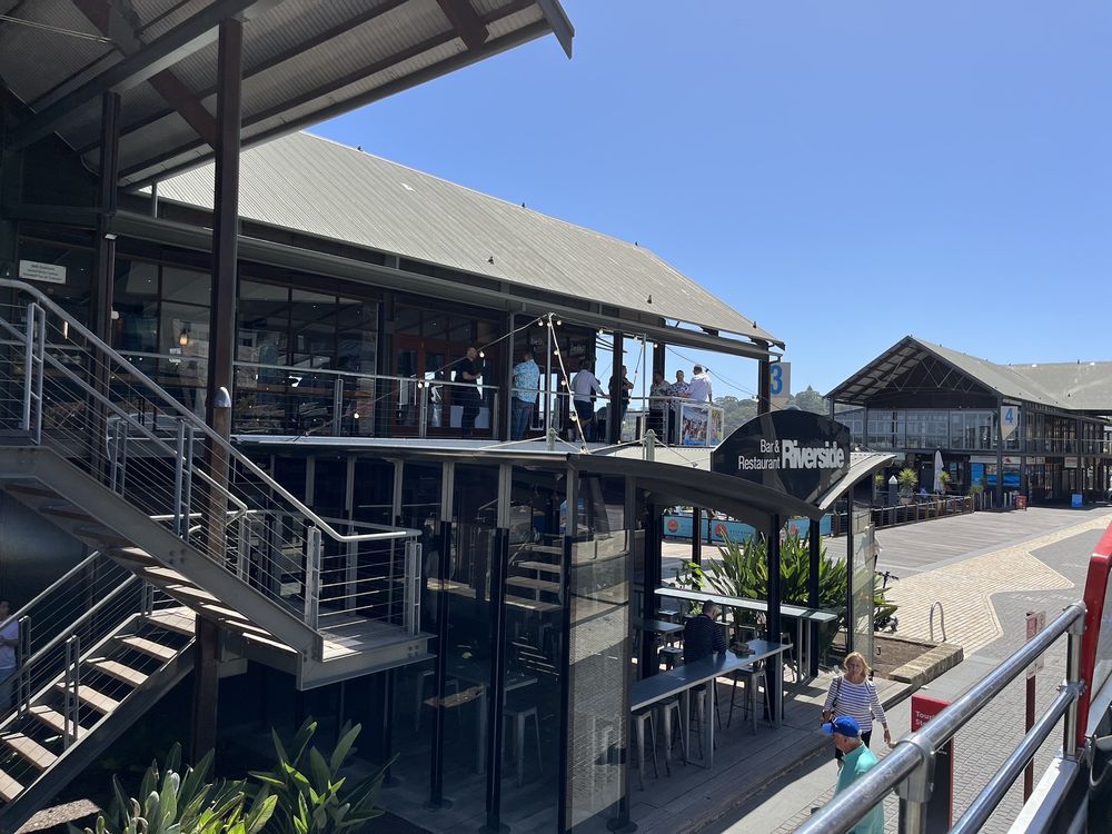 RIVERSIDE BAR AND RESTAURANT - Updated July 2025 - 15 Photos & 11 ...