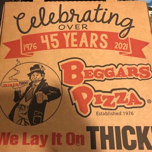 BEGGARS PIZZA - 139 Photos & 253 Reviews - Pizza - 310 S Clinton St ...