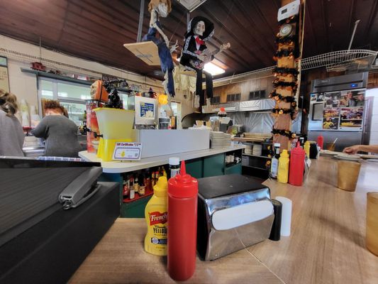 THE LEMON DROP - Updated March 2025 - 201 Photos & 209 Reviews - 1701 ...