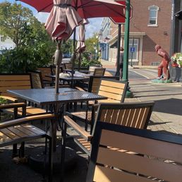 THE RED YETI - Updated January 2026 - 748 Photos & 608 Reviews - 256 ...