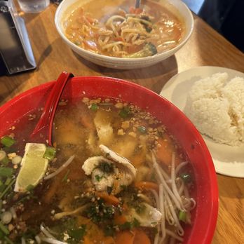 BOON CHOO THAI EXPRESS - Updated June 2024 - 41 Photos & 124 Reviews ...