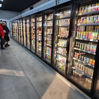 LOCAL CRAFT CELLAR - Updated December 2025 - 7085 C Ave NE, Cedar ...