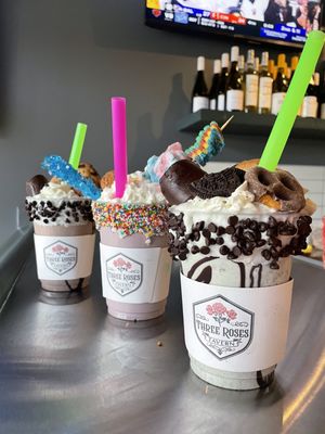 THREE ROSES TAVERN - Updated February 2025 - 42 Photos & 48 Reviews ...