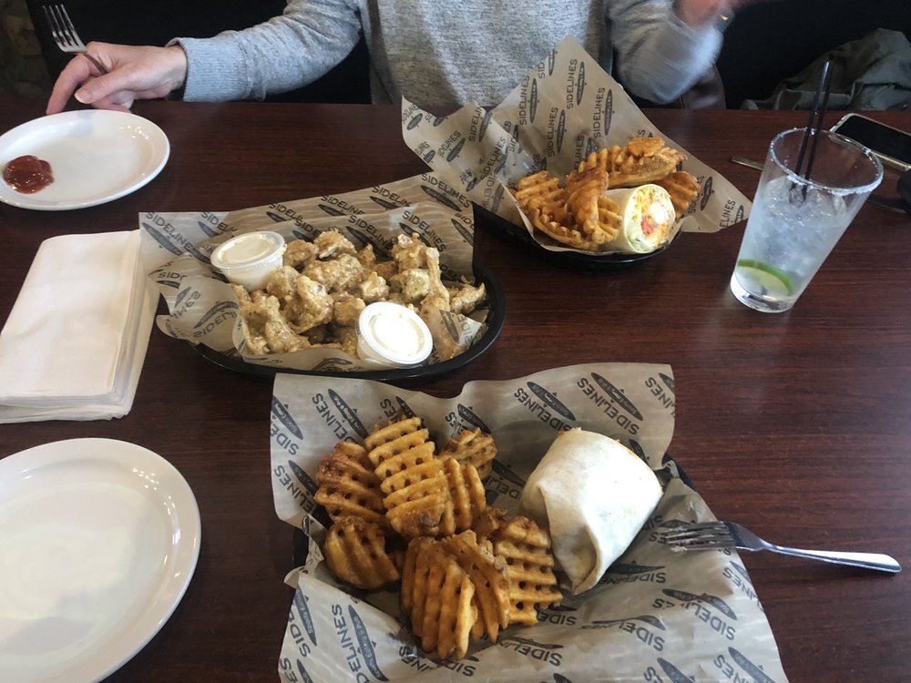 SIDELINES SPORTS EATERY - NORWALK - Updated November 2025 - 35 Photos ...