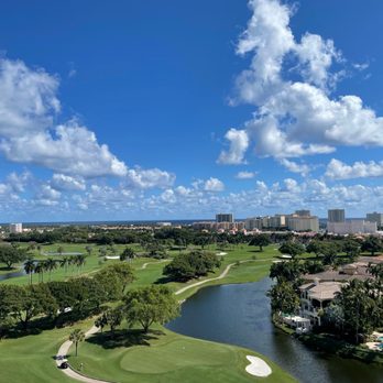 101 VIA MIZNER - Updated December 2025 - 43 Photos & 48 Reviews - 101 E ...